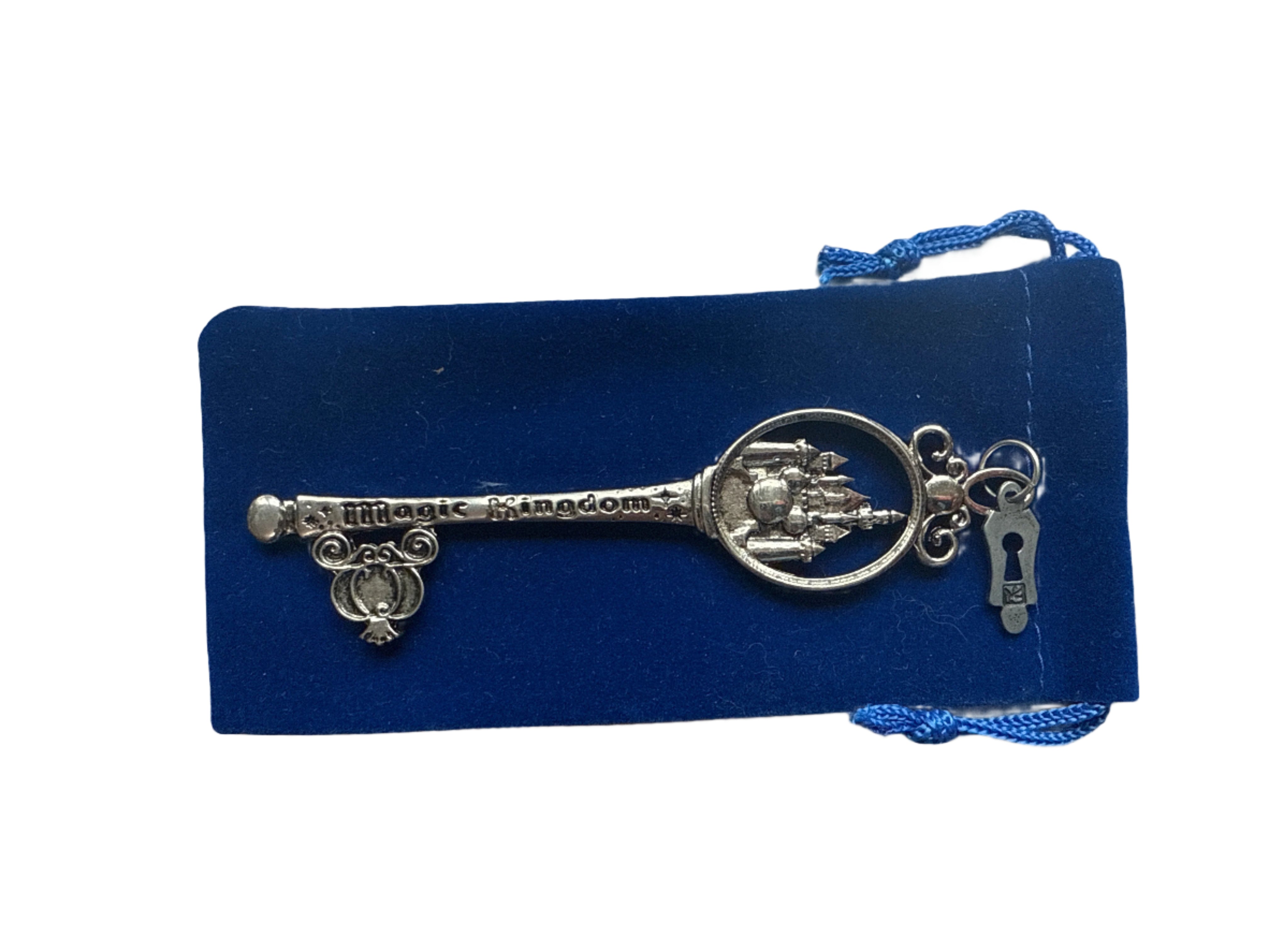 Disney World Magic Kingdom Cinderella Castle Key – World of Treasures