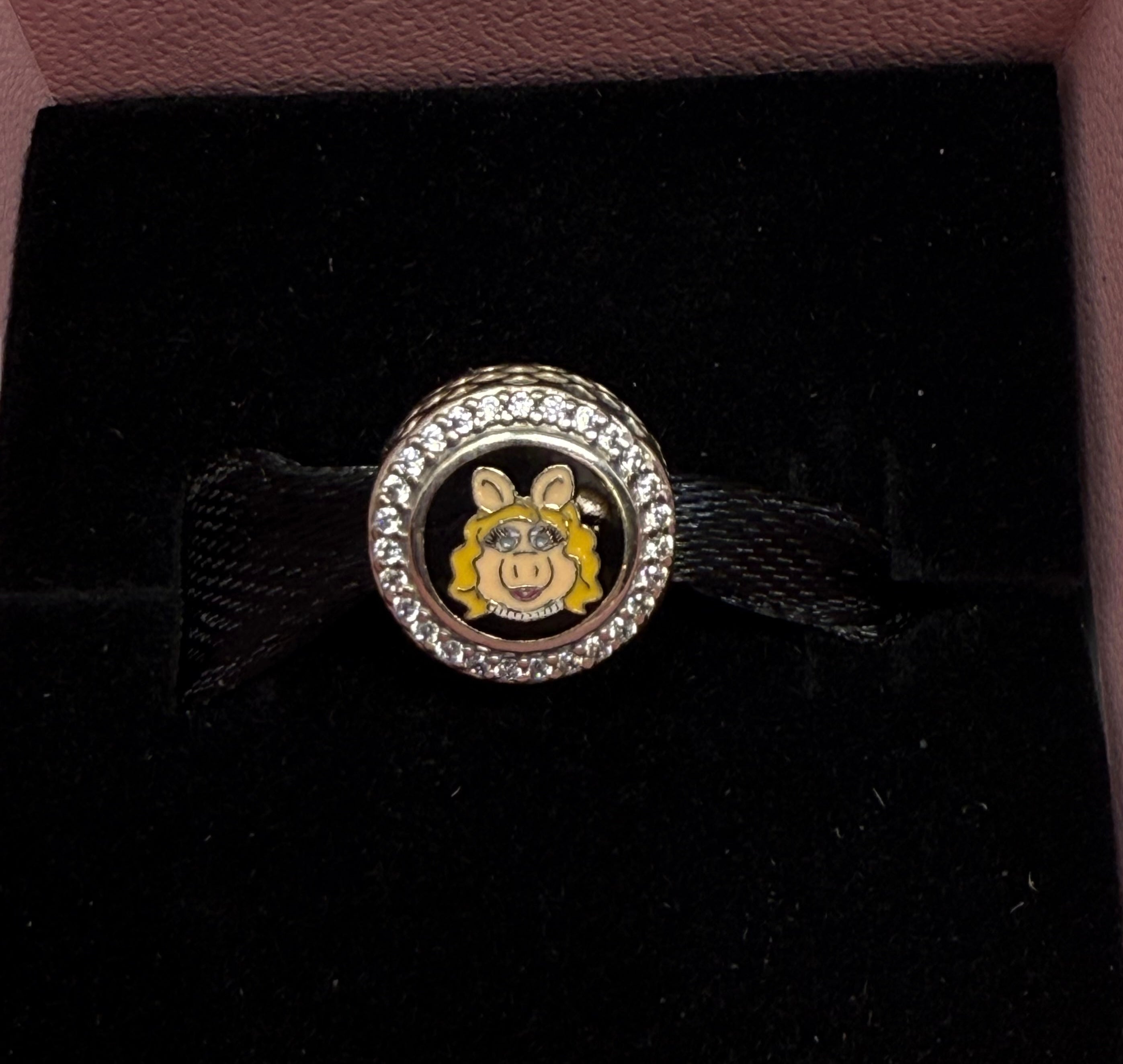 Disney Muppets Miss Piggy Pandora Charm Bead – World of Treasures